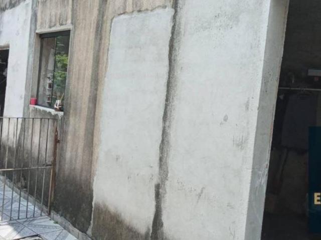 CASA COM PISCINA