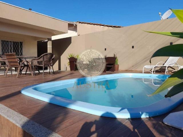 Casa com piscina