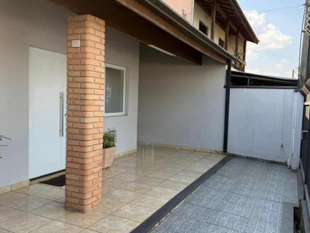 Casa com ponto comercial à venda, 168m² por R$ 585.000 Parque Ecológico Boituva