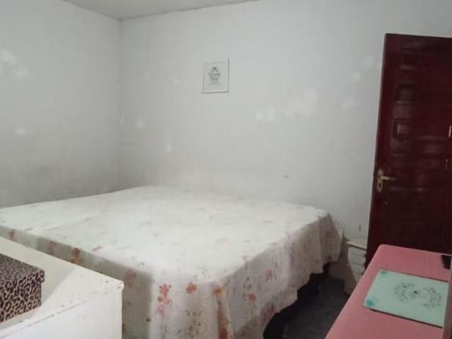 Casa com ponto comercial em Morada nova Anápolis