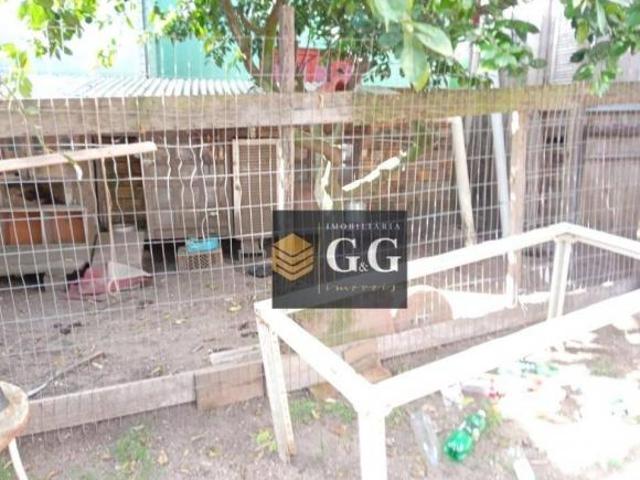 Casa com possibilidade para Comércio em Itapuã