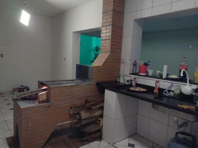 Casa com Potencial Comercial em Conjunto Residencial Galo Branco, São José dos Campos/SP
