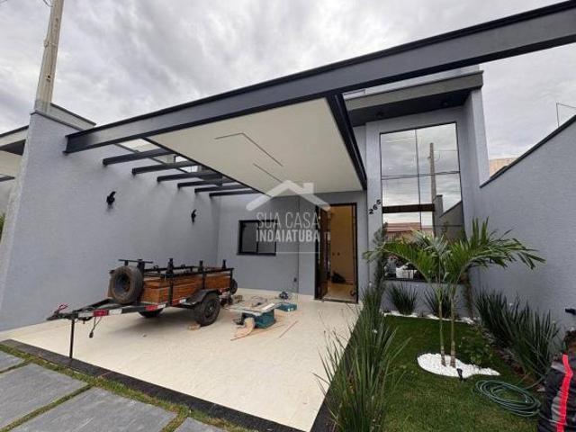 Casa com planejados condominio Vila Ytu