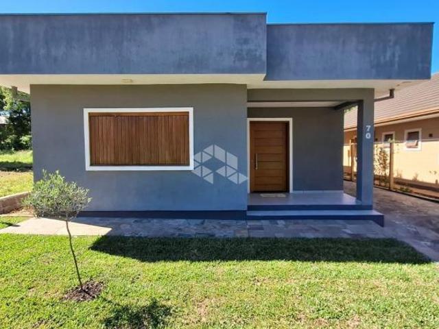 Casa com quatro dormitórios em Gramado