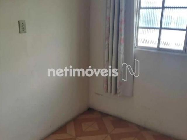 Casa com quintal não geminada à Venda no Bairro Bom Jesus – Santa Luzia MG