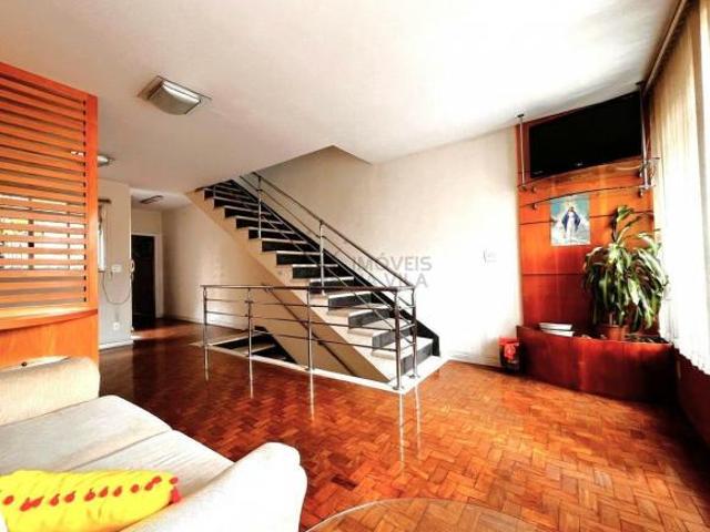 Casa com quintal na Vila Mariana 194m², 3 dormitórios, 2 vagas
