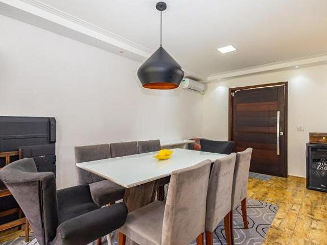 Casa com Quintal no Ecoville