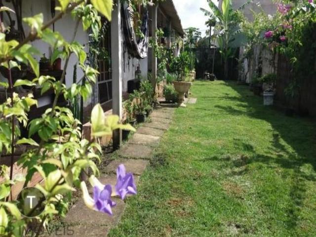 Casa com quintal a venda em Itanhaém,São Paulo,Bairro Bopiranga, com 2 quarto sendo uma suíte