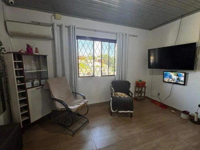 Casa com quintal a venda em Viamão bairro Krahe