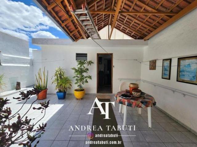 CASA COM QUINTAL CONJ RES BUTANTÃ 3 QUARTOS 1 SUITE COM 2 VAGAS