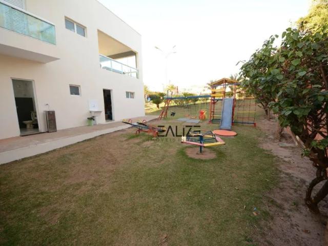 Casa com quintal e 3 dormitórios à venda, 170 m² por R$ 1.290.000 Condomínio Residencial Viena I