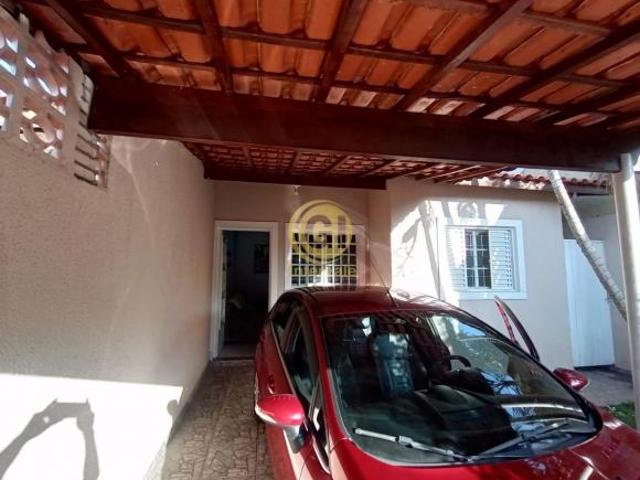 Casa com Quintal e 2 Quartos no Condomínio Alta Vista, no Parque dos Principes Jacareí/SP