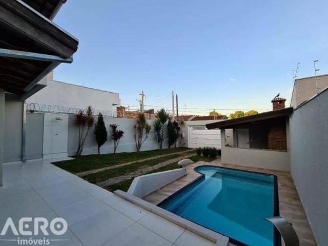 cASA COM QUINTAL E PISCINA, VANIA MARIA