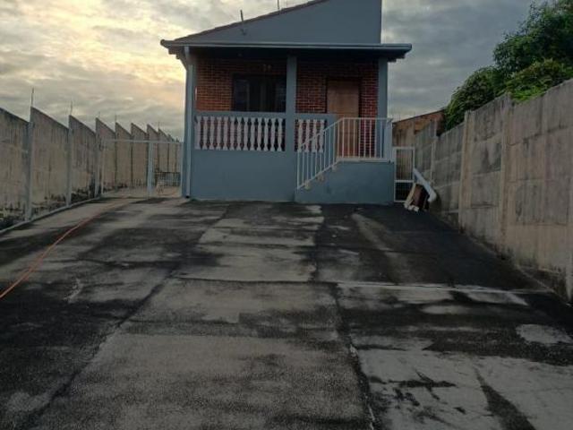 Casa com quintal