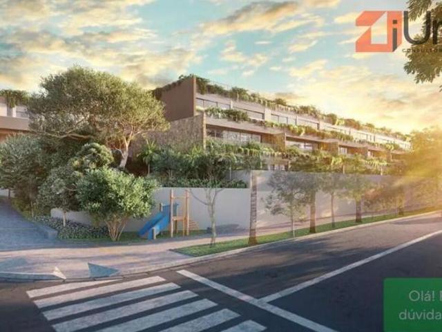 Casa com rooftop à venda 274m², 2 vagas próximo ao Museu do Ipiranga