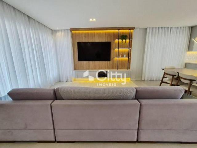 Casa com rooftop, 3 suítes e 286 m² no Vivendas do Bosque – Santa Cândida por R$ 1.890.000