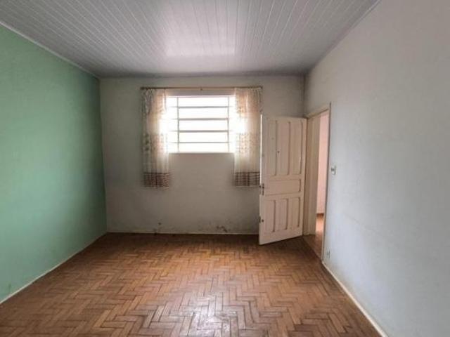 CASA COM SALÃO CAMPOS ELISEOS