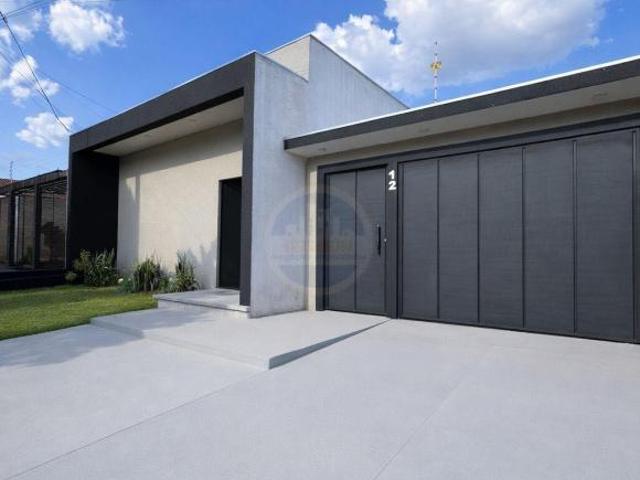 Casa com salão comercial