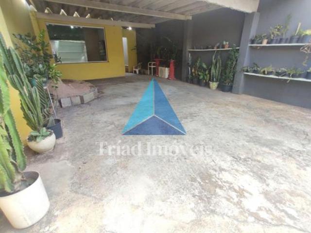 Casa com salão comercial à venda Santa Bárbara D&apos Oeste/SP por R$ 600.000