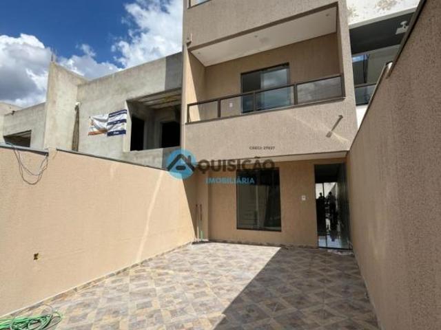 Casa com Sala,Cozinha,Quintal e Terraço Grande