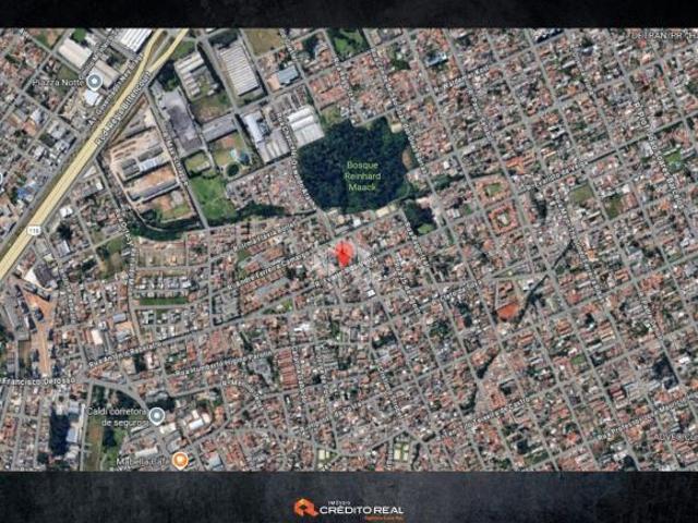 Casa com sobrado nos fundos | 3 quartos | 190m² no Boqueirão