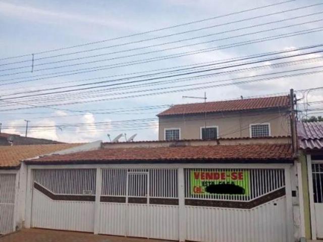 Casa com Sobrado à Venda – QNL 12, Taguatinga Nort