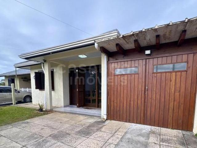 Casa com suíte a 450 metros do mar no bairro Âncora