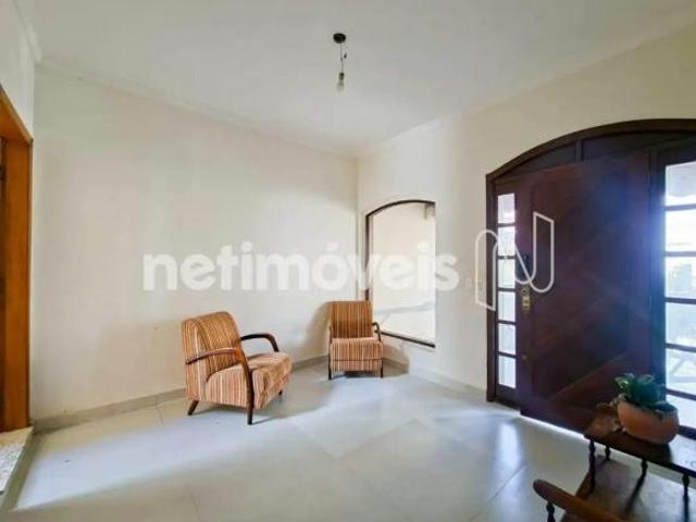 Casa com Suíte e Closet à Venda no Itapoã | 100m²  | Próxima à Lagoa do Nado e A