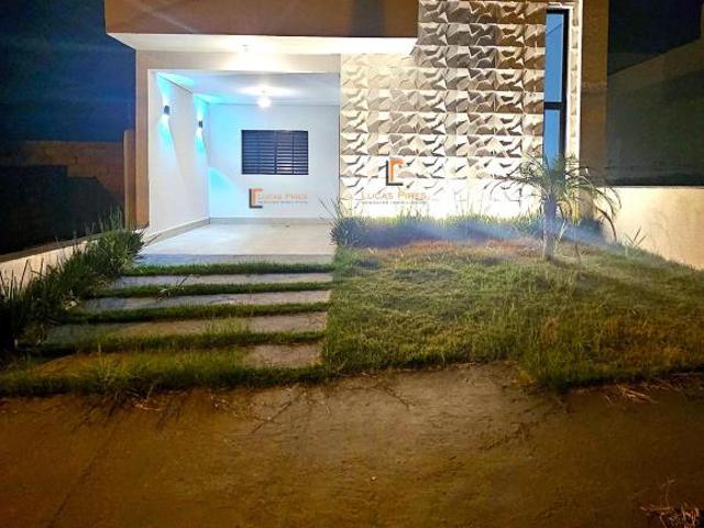 Casa com suíte e 03 dormitórios no Condomínio Horto Florestal