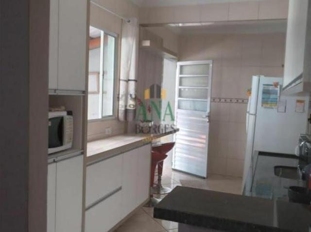 Casa com Suíte na Zona Oeste