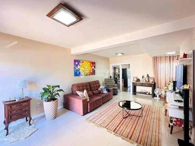 casa com suite no Bairro Rincão em Novo Hamburgo