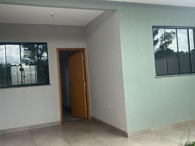 Casa com suite no Jardim Capital