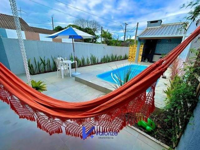 Casa com Suíte Piscina a Venda Matinhos