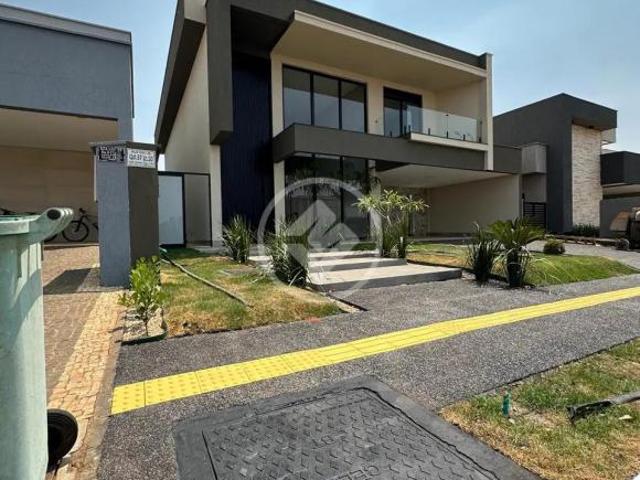 Casa com suítes no Condomínio Portal do Sol Green. codigo: 110918