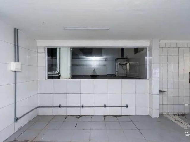 Casa Comercial