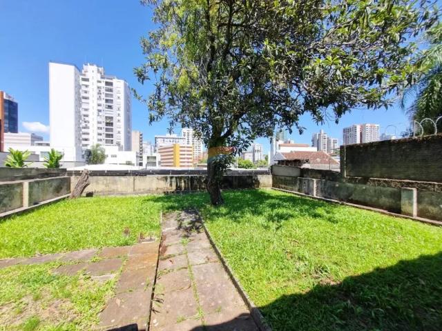 Casa Comercial