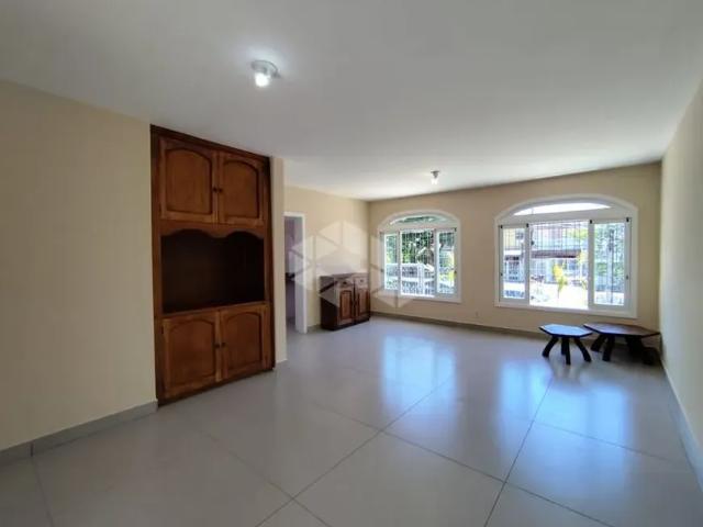 Casa Comercial 200M² para Alugar