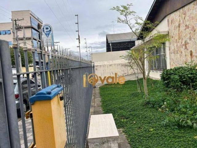 Casa comercial, 287 m², terreno 450 m², Centro Jacareí/SP