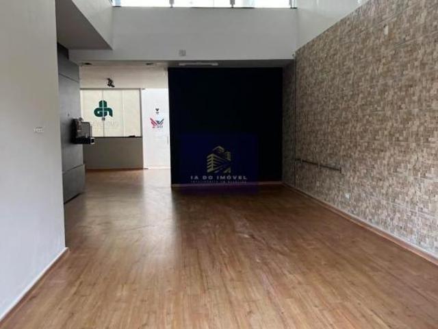 Casa Comercial