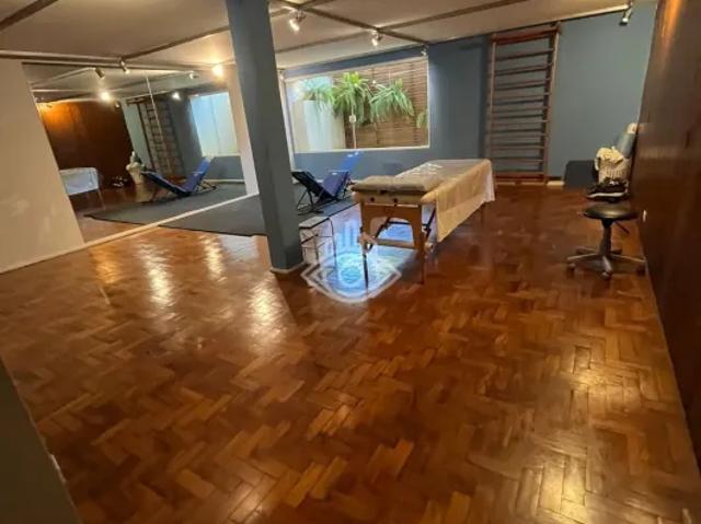 Casa #comercial a venda na Avenida São Valério, 215, Jardim Guedala, São Paulo