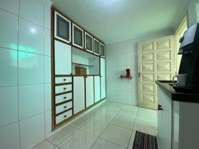 Casa comercial a venda na Vila Nova, Aracatuba: 2 dormitorios, varanda gourmet