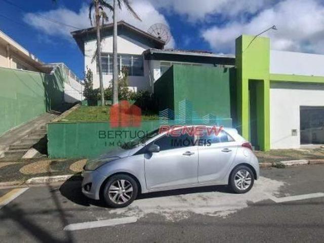 Casa comercial á venda no Bairro Vila Bissoto Valinhos S\P