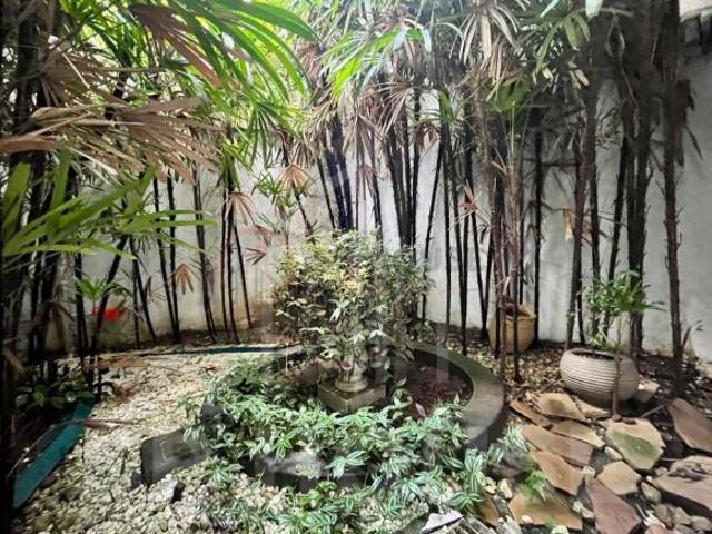 Casa comercial à venda no Brooklin, 6 salas, 2 banheiros e 1 vaga
