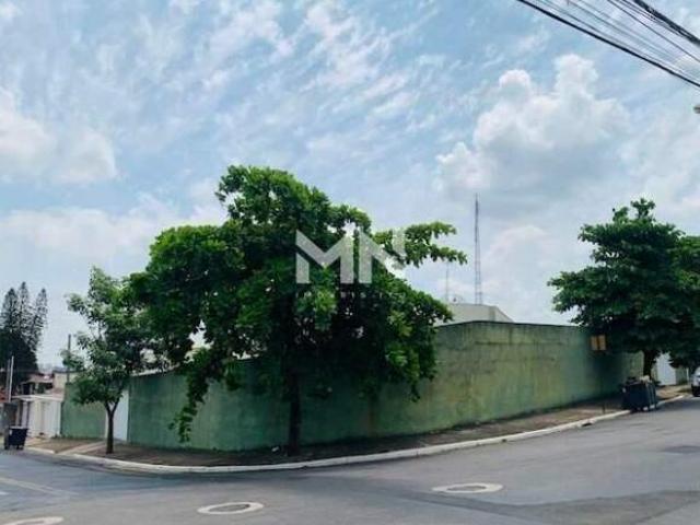 Casa Comercial à Venda, Bairro Brasil, 515 m²