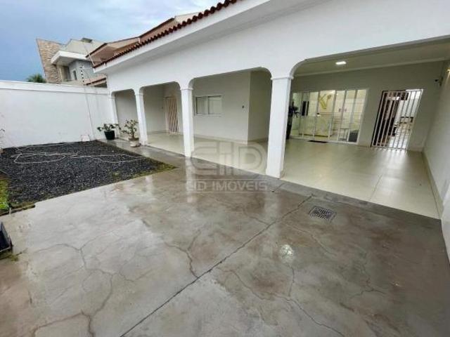 Casa Comercial à venda com 5 salas no bairro Jardim Itália