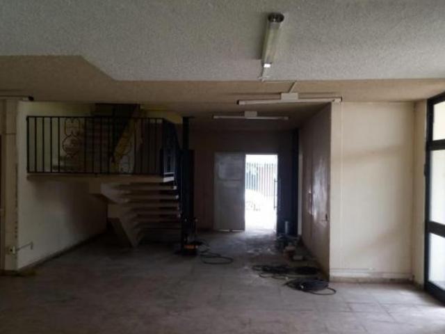 Casa Comercial a venda e locacao no Centro de Aracatuba