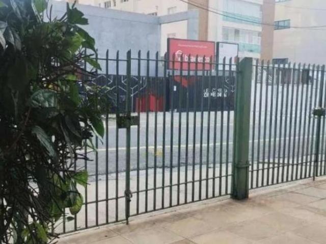 Casa Comercial a venda e locacao no Centro de Osasco 3 dormitorios, 2 suites, 4 garagens