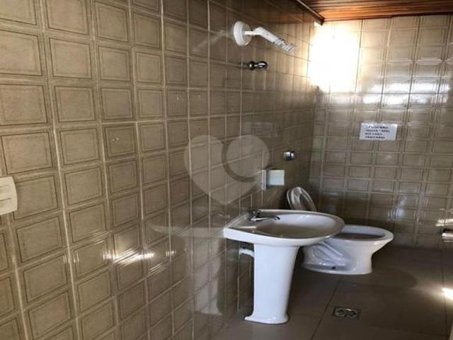 Casa Comercial a venda /locação em PERDIZES!