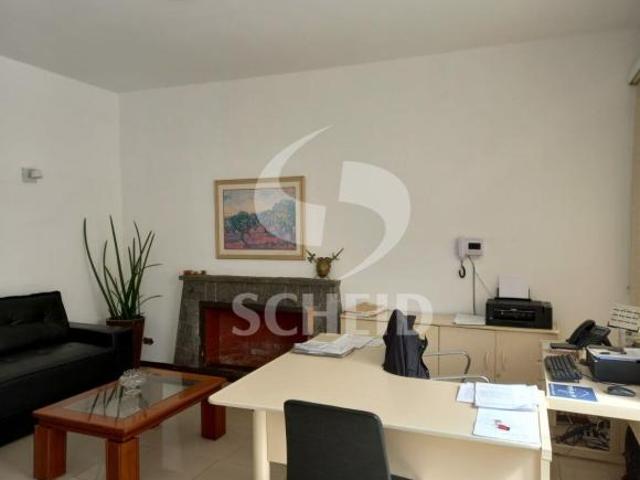 Casa Comercial a venda, 8 salas, 5 banheiros, 6 vagas, Granja Julieta
