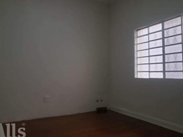 CASA COMERCIAL AMPLA